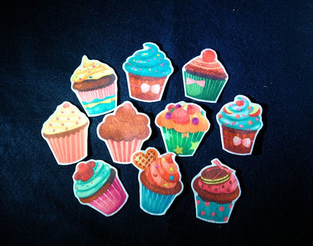 Pete the Cat and the Missing Cupcakes 21-pc Felt Story