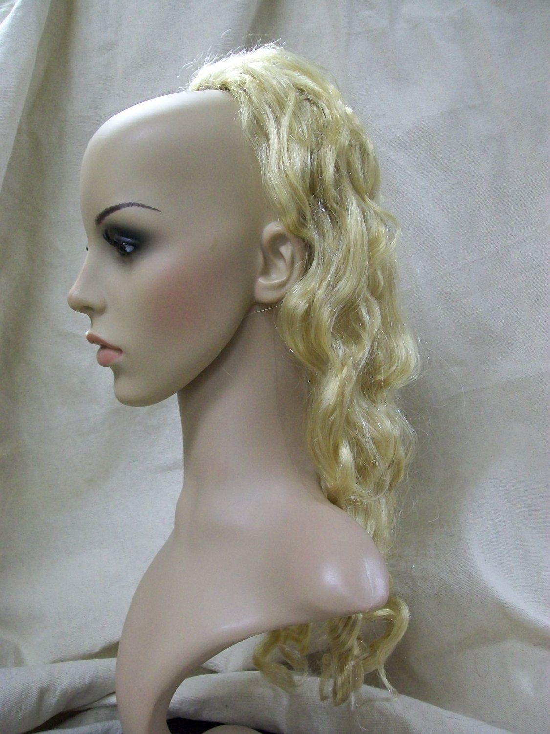 Wavy Blonde Glamorous Add On Ponytail Hairpiece Bun Cover Model Popstar ...