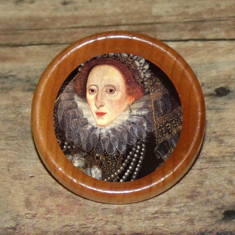 Portrait ruff Tudor QUEEN ELIZABETH I Art Tie Tack or Ring or Brooch pin
