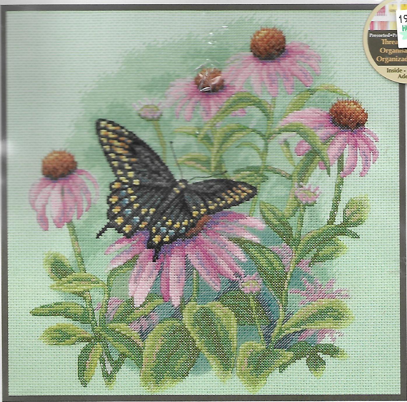 ** Butterfly Cross Stitch KIT - BUTTERFLY & DAISIES Dimensions