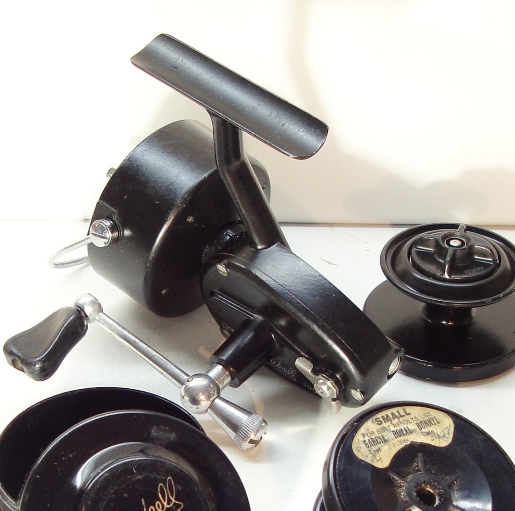 Garcia Mitchell Fishing Reel, 300 #7313773,Large and Small Spool ...