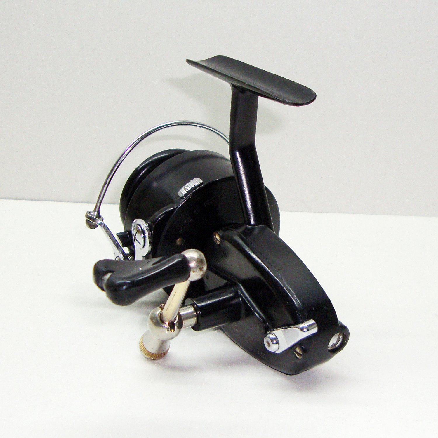 Garcia Mitchell Fishing Reel 330 Foot #5527079 Very Nice