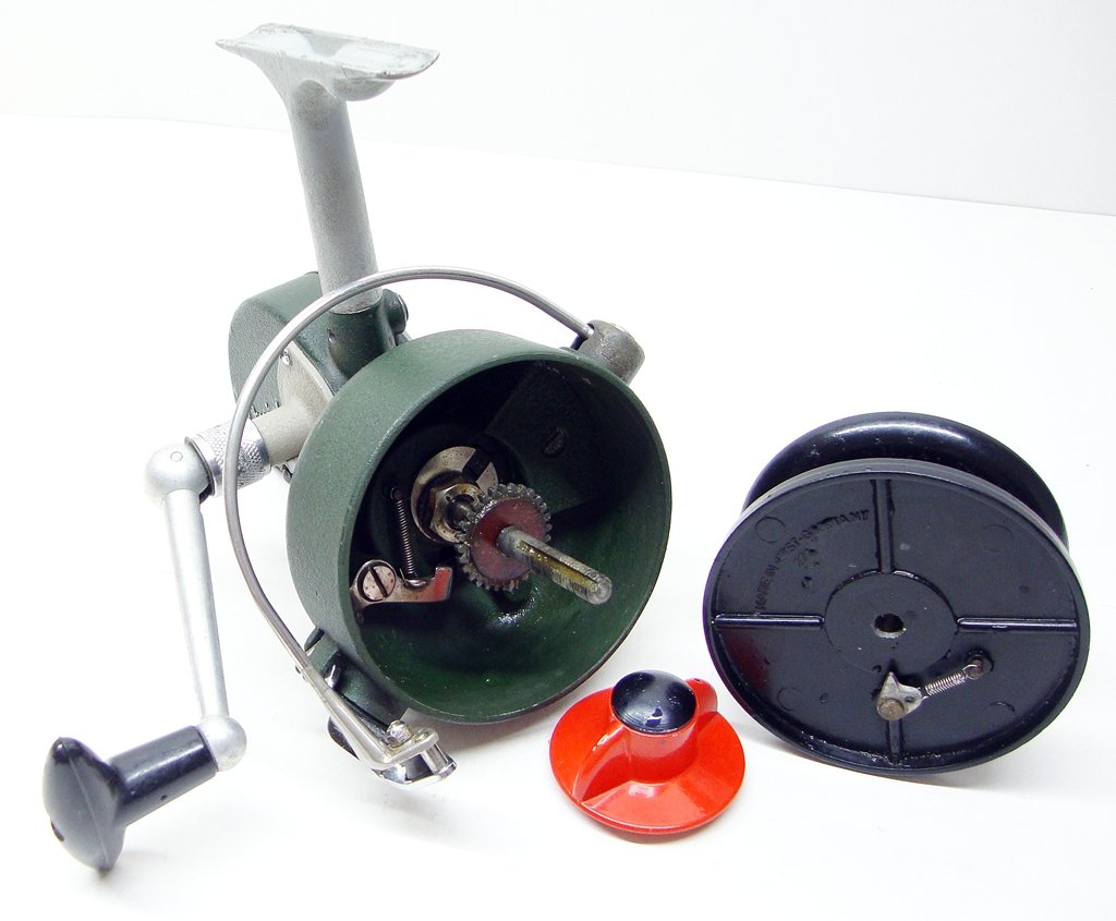 DAM Quick Super 270 Fishing Reel (Heavy River/ Surf Reel)