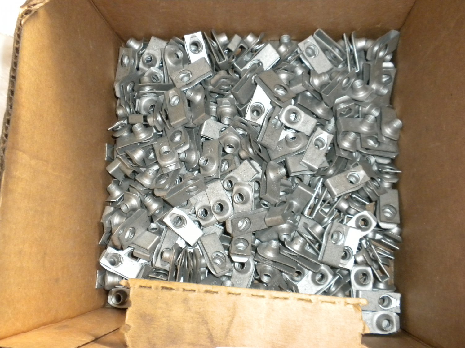 Lot of 7 Nut, clamp, fuel tank, compressed natural gas, 11516649, 885278