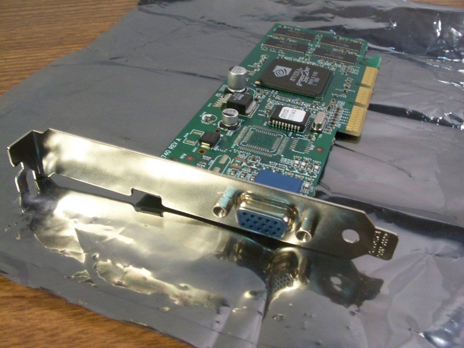 Nvidia Geforce 2 MX200 AGP 4x 32MB Video Graphics Adapter (GF2MX200) *USED*