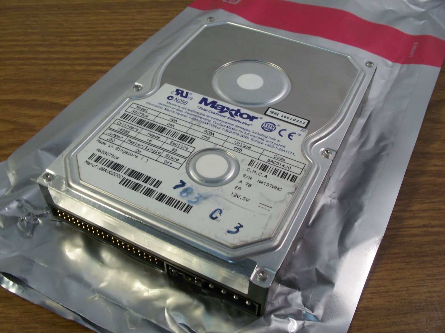 Maxtor 3.5" PATA IDE 30.7GB 5400RPM HDD Hard Drive (33073U4) *USED*