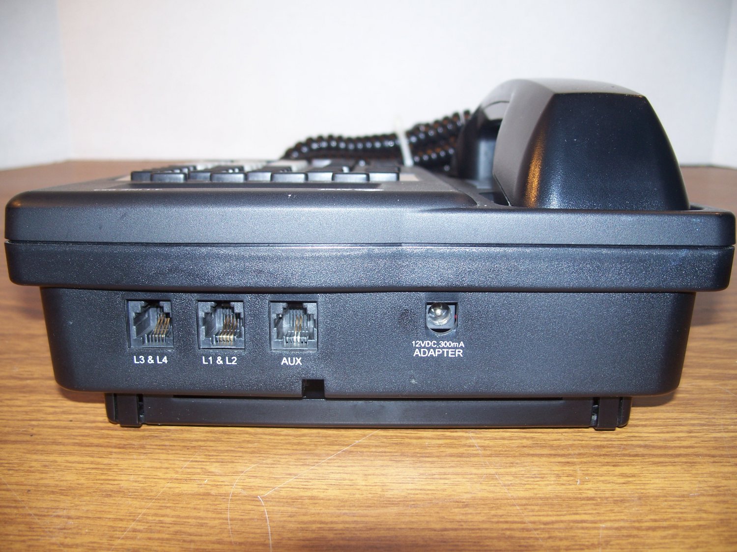 AT&T 4-Line Intercom Speakerphone Corded Telephone (954) *USED*