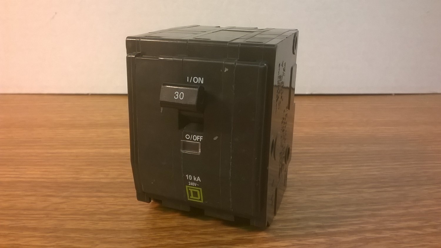 Square D QO Circuit Breaker (QO330) 30Amp 240Volt 3Pole 10kA *NOB*