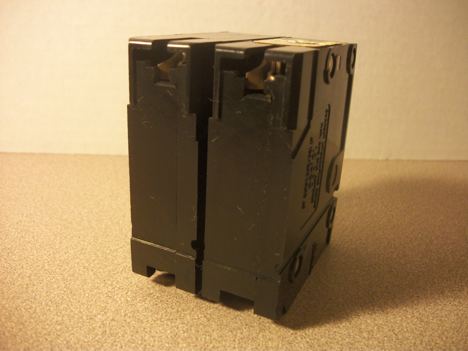 Thomas & Betts TB Circuit Breaker (TB260) 60Amp 240Volt 2Pole 10kA *USED*