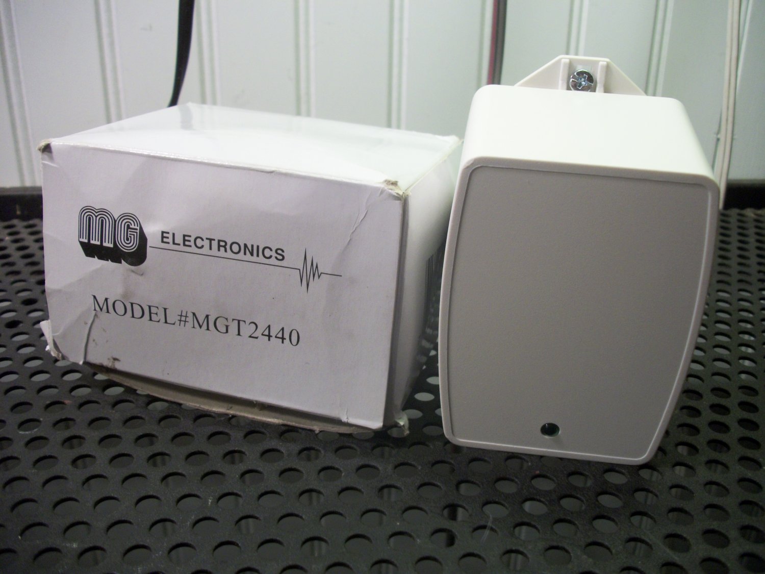 MG Electronics 40VA 24Volt Class 2 Transformer MGT2440 *NIB*