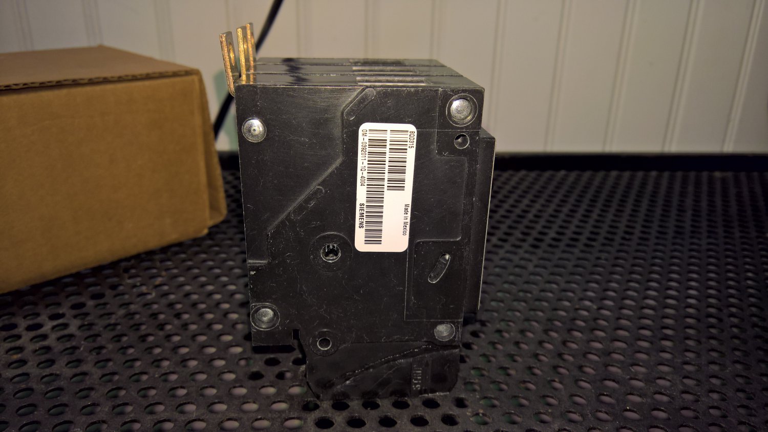 Siemens BQD Circuit Breaker (BQD315) 15Amp 480Volt 3Pole 14kA *NIB*