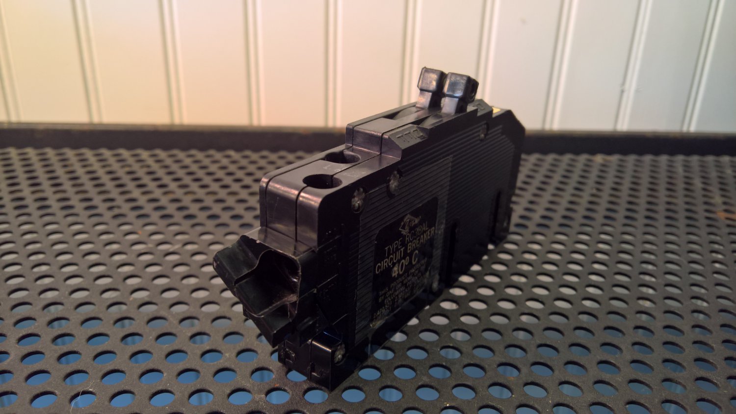 Zinsco Type RC38 Circuit Breaker (RC3850) 50Amp 240Volt 2Pole 10kA *USED*