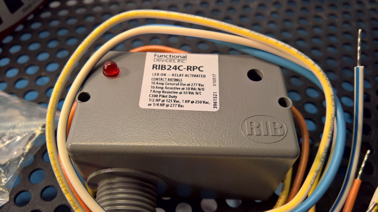 Functional Devices RIB Enclosed Relay (RIB-24C-RPC) 24VCoil 10Amp ...