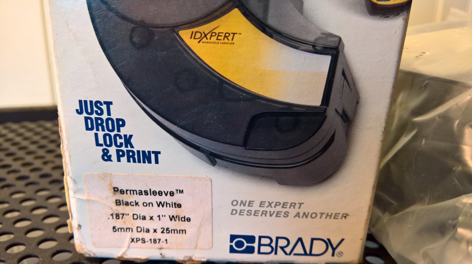 Brady IDXPERT Permasleeve Black On White Labeling Cartridge (XPS-187-1 ...