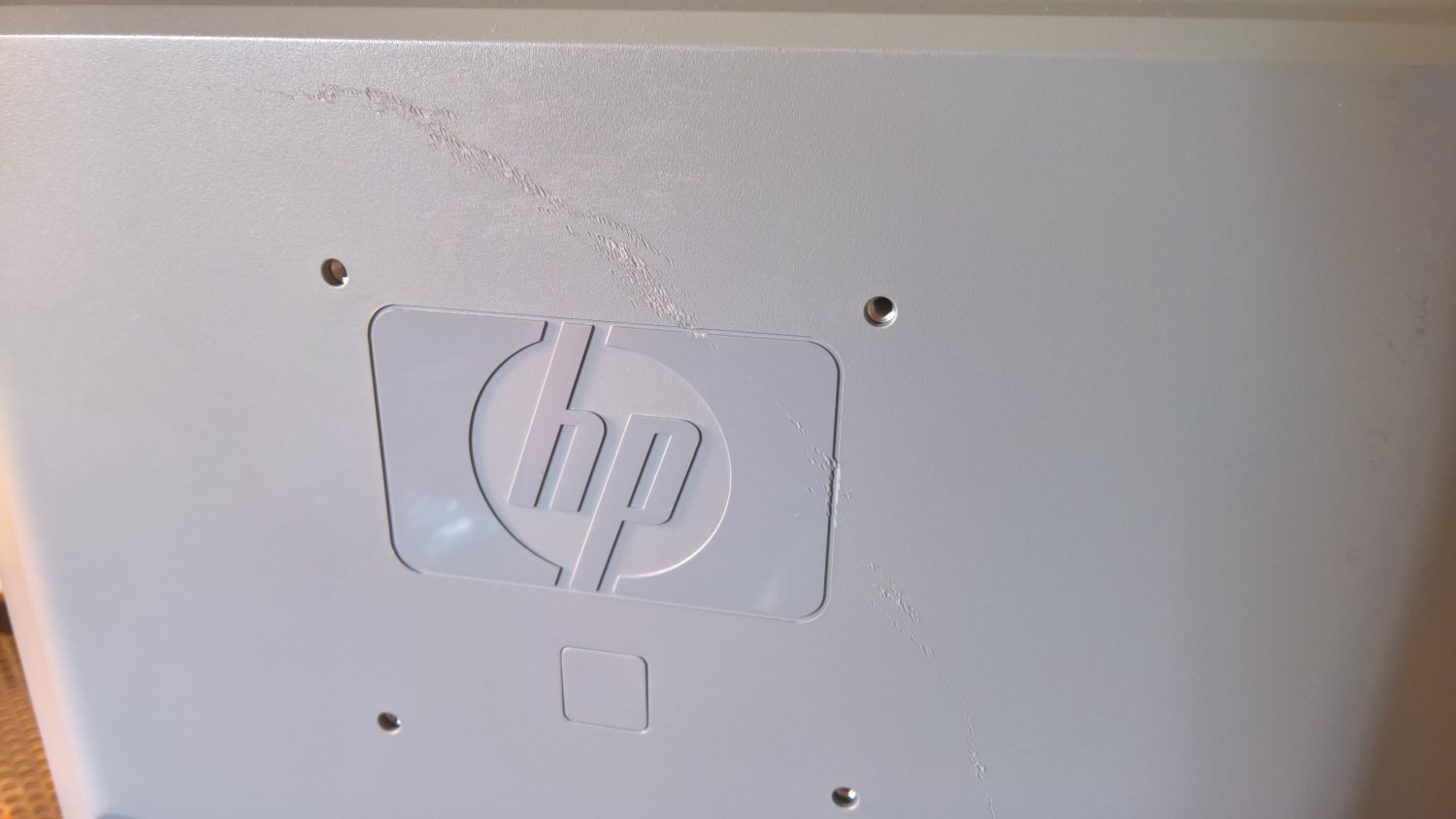 HP VS17 17" 1280 X 1024 500:1 Ratio LCD Monitor (HSTND-2L05) *USED*