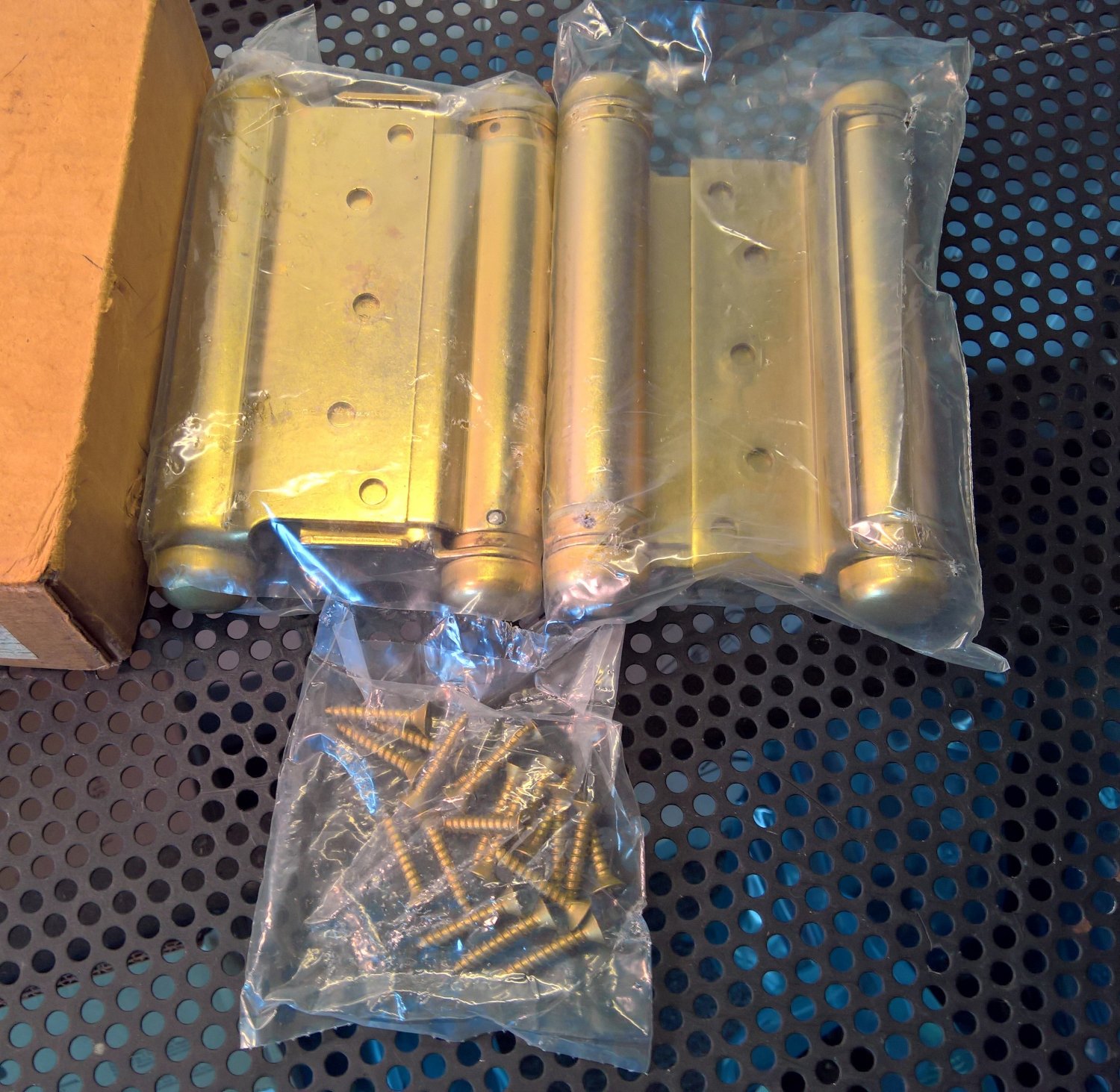 Bommer Set of 2-6" Satin Brass Steel Double Acting Spring Hinges ...