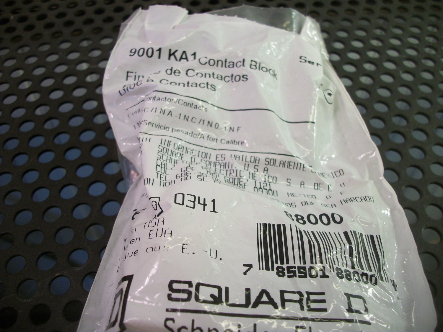 Square D 1N.O. 1N.C. Fingersafe Contact Block (9001KA1) *NEW*