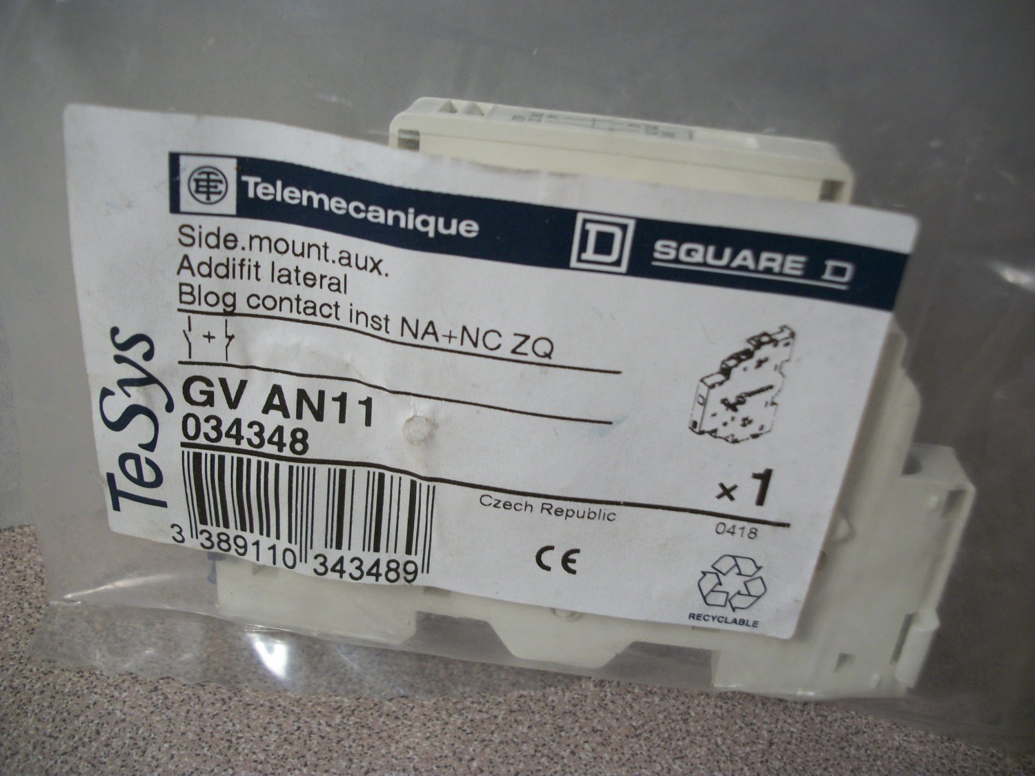 Telemecanique 1N.O. 1N.C. Side Mounted Auxiliary Contact Block (GV-AN11 ...