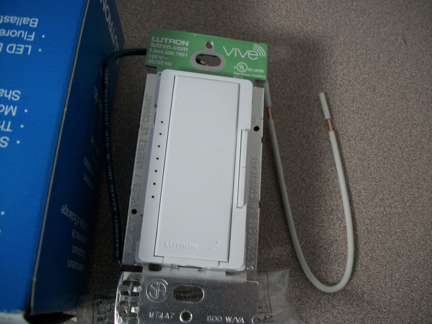 Lutron White Vive Maestro Wireless RF Dimmer Switch (MRF2S-6ND-120-WH ...