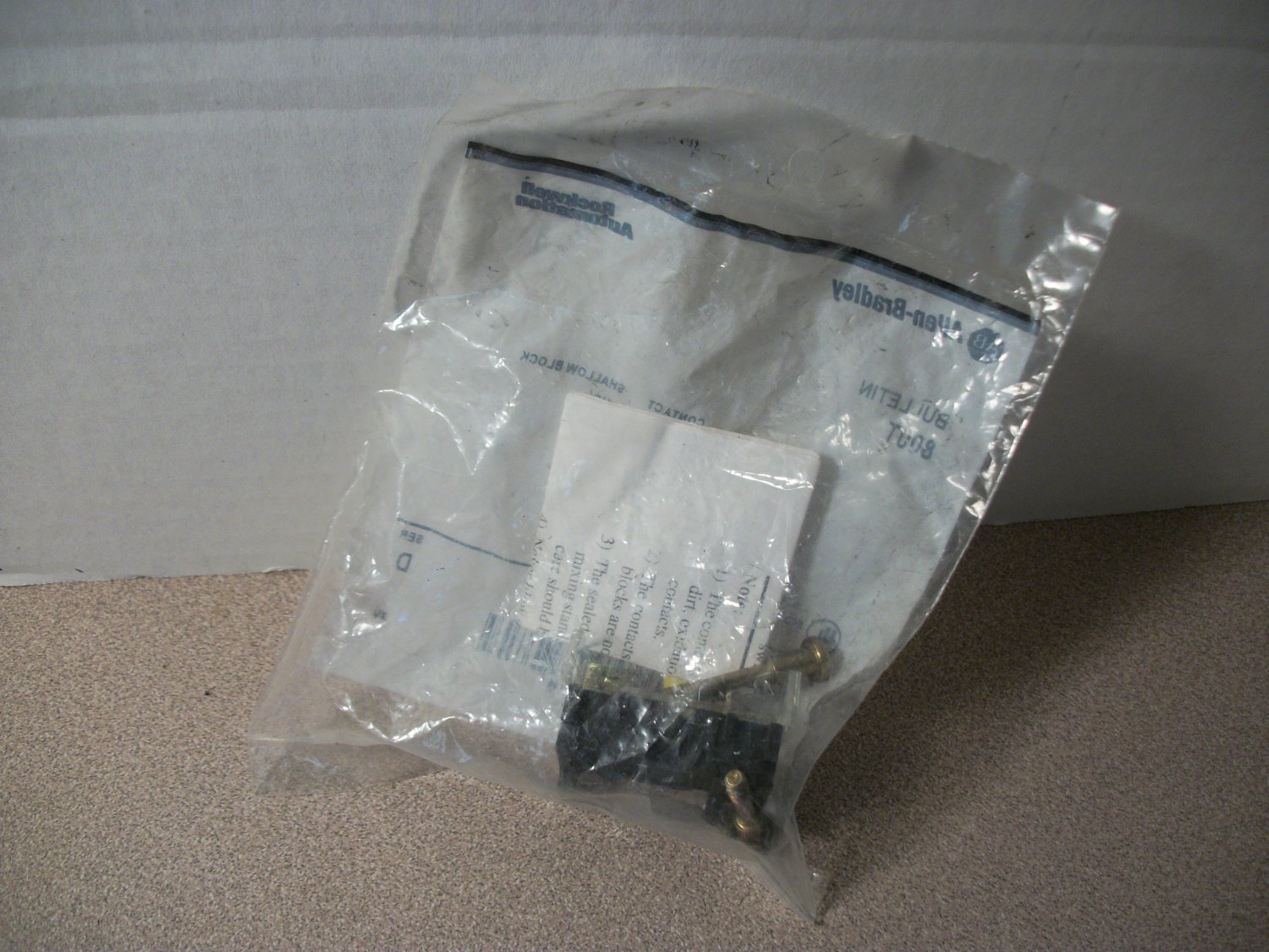 Allen-Bradley 1N.C. Shallow Contact Block (800T-XD2) *NEW*