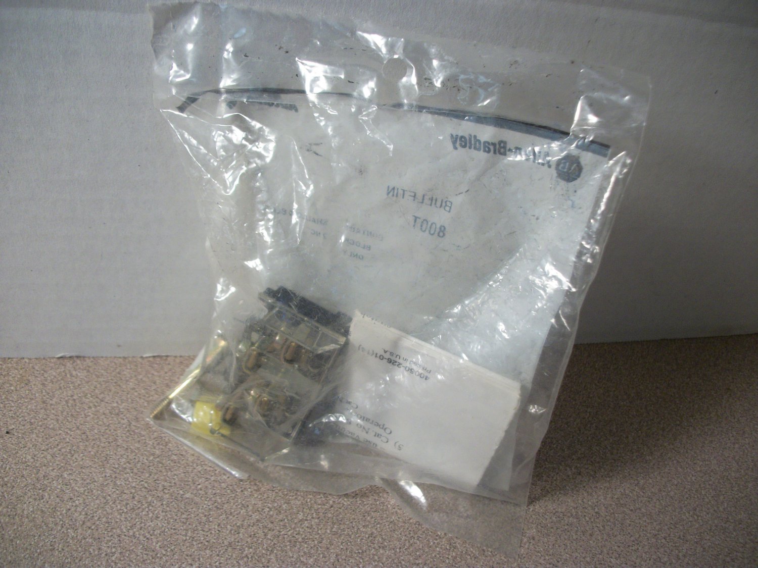 Allen-Bradley 2N.C. Shallow Contact Block (800T-XA4) *NEW*