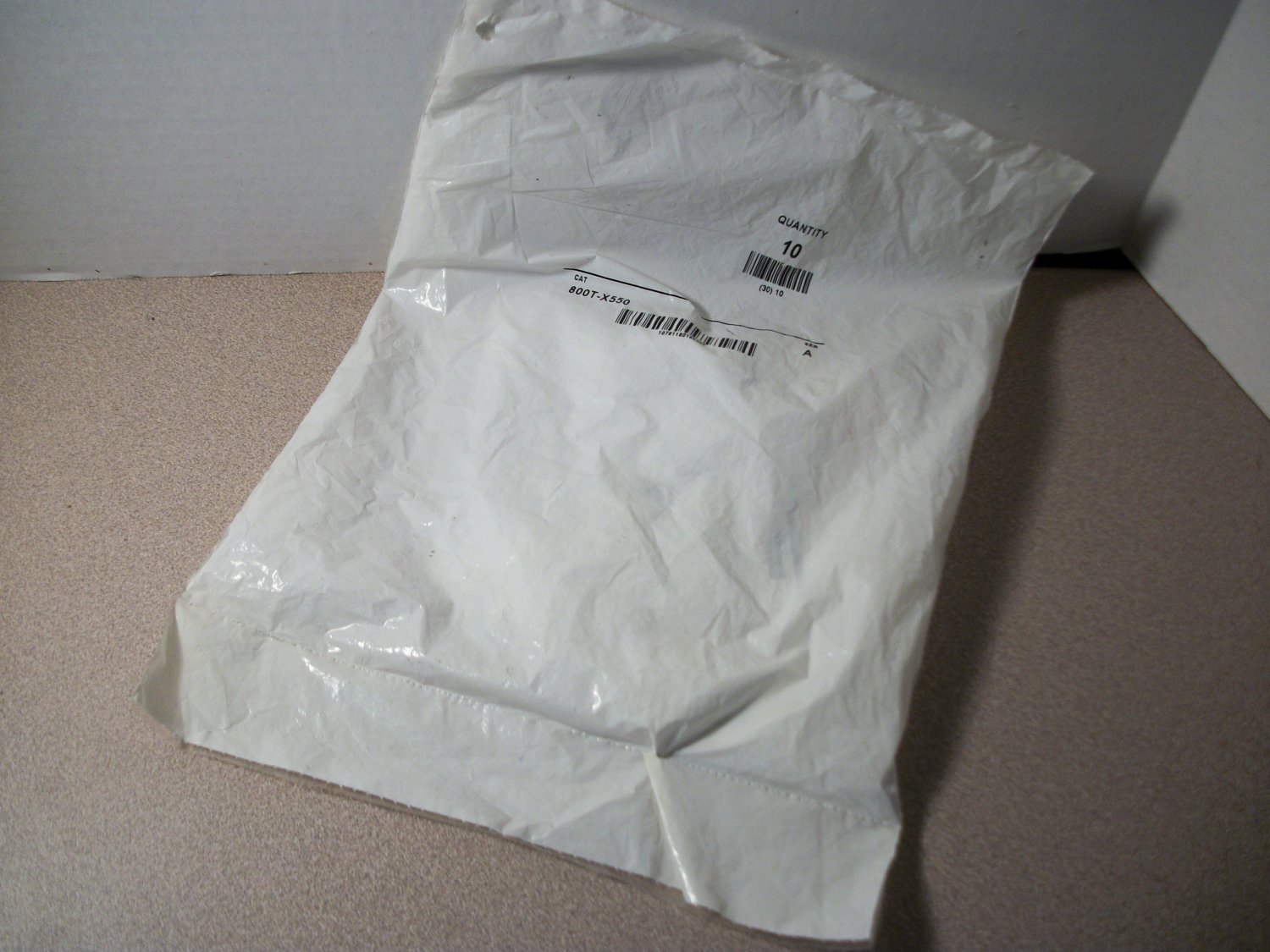 Allen-Bradley Qty of 10 STOP Legend Plate (800T-X550) *NEW*