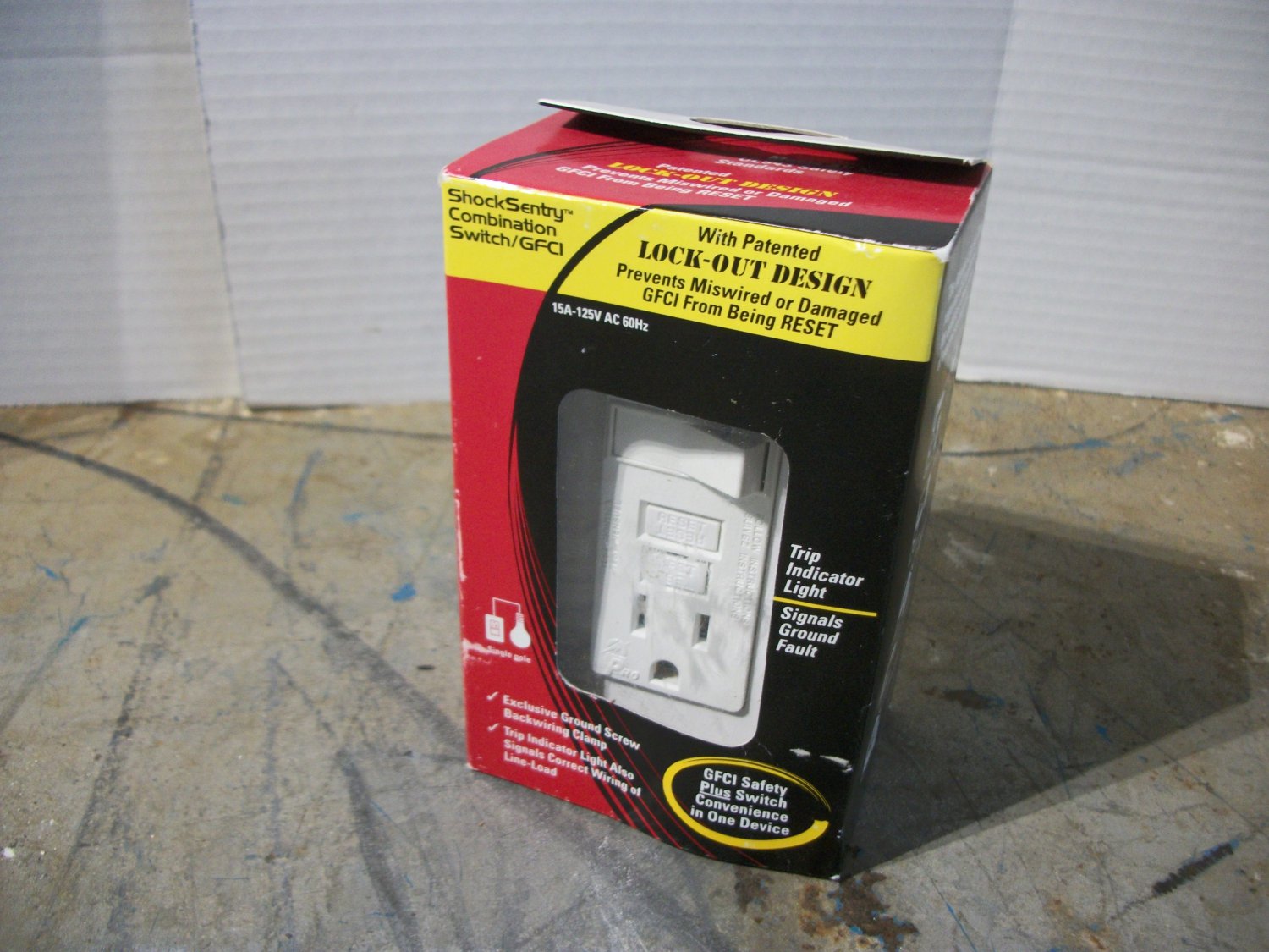 ShockSentry Combination Switch/GFCI Receptacle (XSGF15W-MSP) 15Amp ...