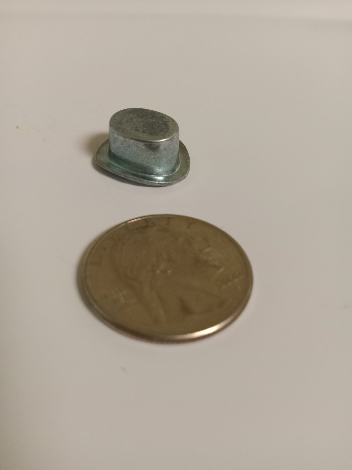 Hasbro Monopoly Top Hat Silver Replacement 1998 Token Figurine (EC-LE)