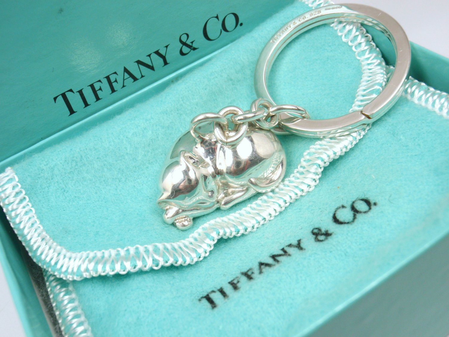 Rare Vintage Tiffany & Co Sterling Silver Sleeping Cat Key Ring Keychain