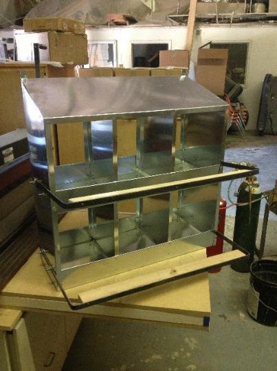 Galvanized Metal Nest Box, Six Hole