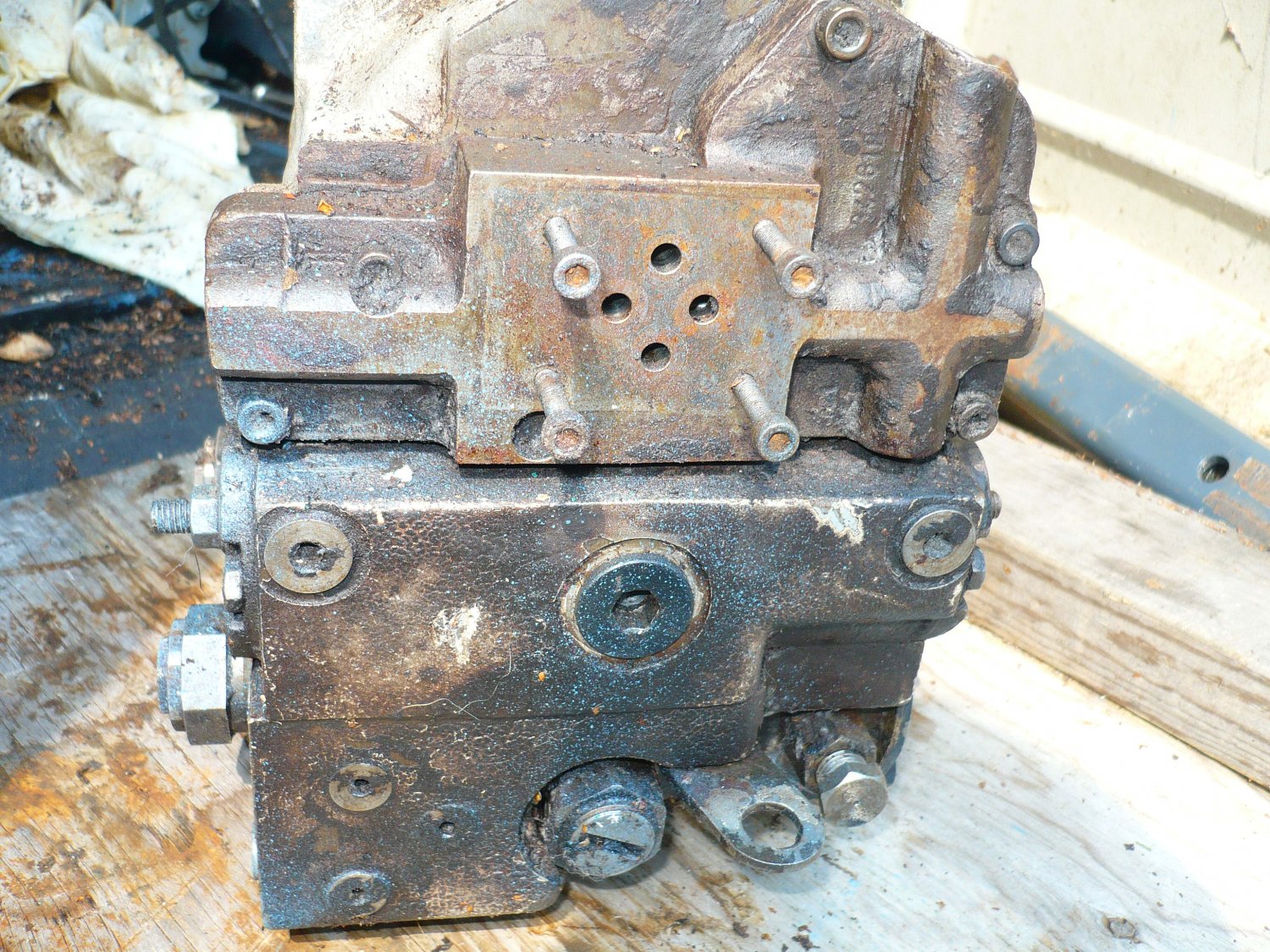 Sauer Sundstrand 90 Series Axial Piston Hydraulic Pump SR II System