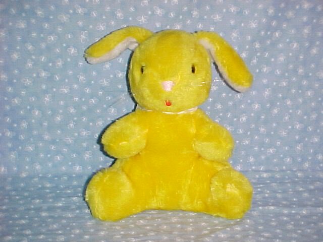 11" tall HTF RARE 1974 Dakin YELLOW BUNNY Rabbit Plush