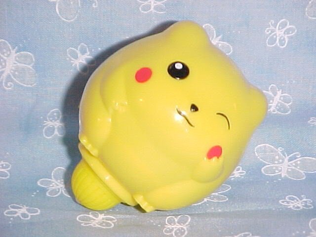 2" tall Pokemon PIKACHU Top Figure Toy