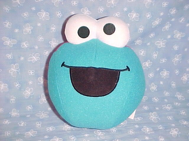 5½" F.P. Sesame Street ELMO COOKIE MONSTER GIGGLE BALL