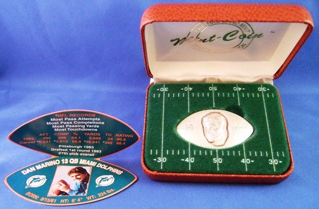 1996 - The Highland Mint - Sports Collection - Dan Marino - Miami ...