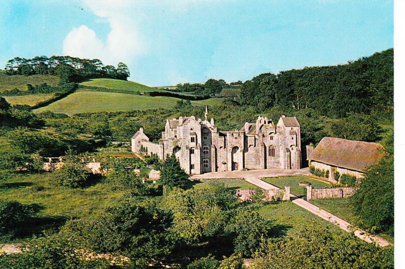 Compton Castle Torquay Devon Postcard. Mauritron 248302