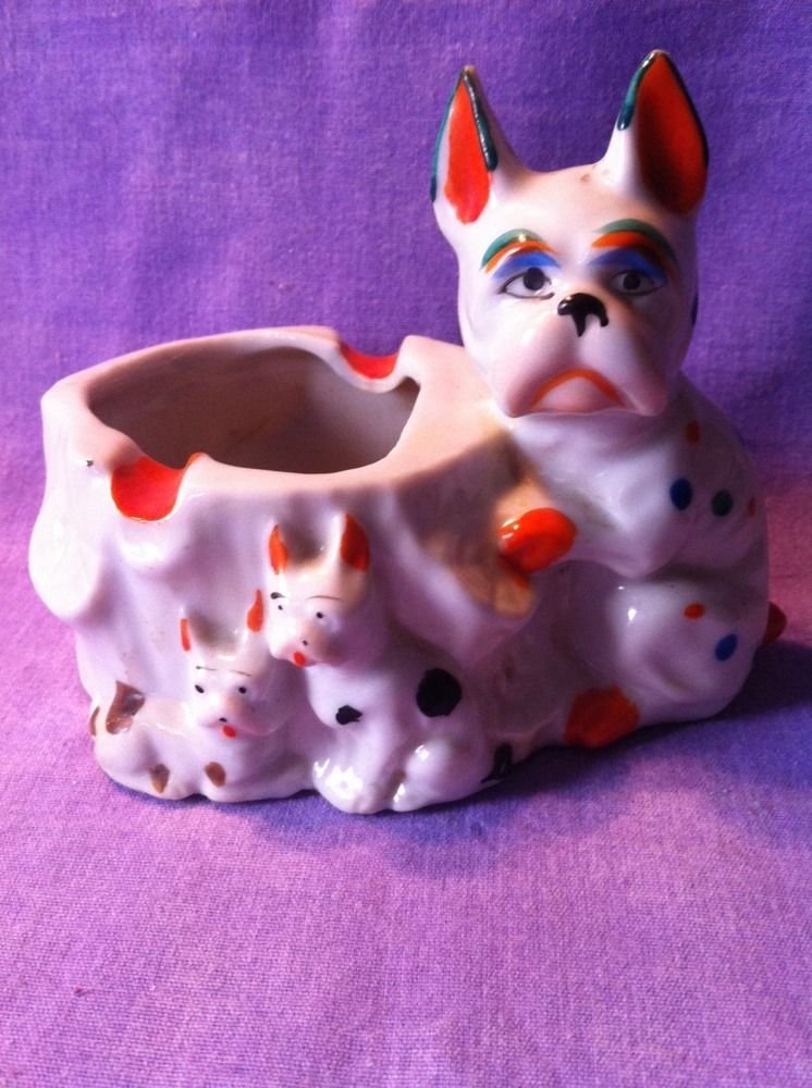Calico Bulldog Family Around Tree Stump Cigarette Ashtray