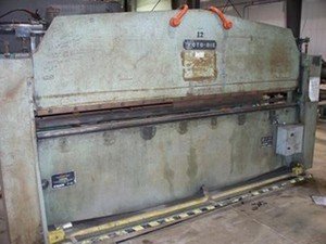ROTO-DIE 10' x 14 GA Hydraulic Press Brake Includes Warranty