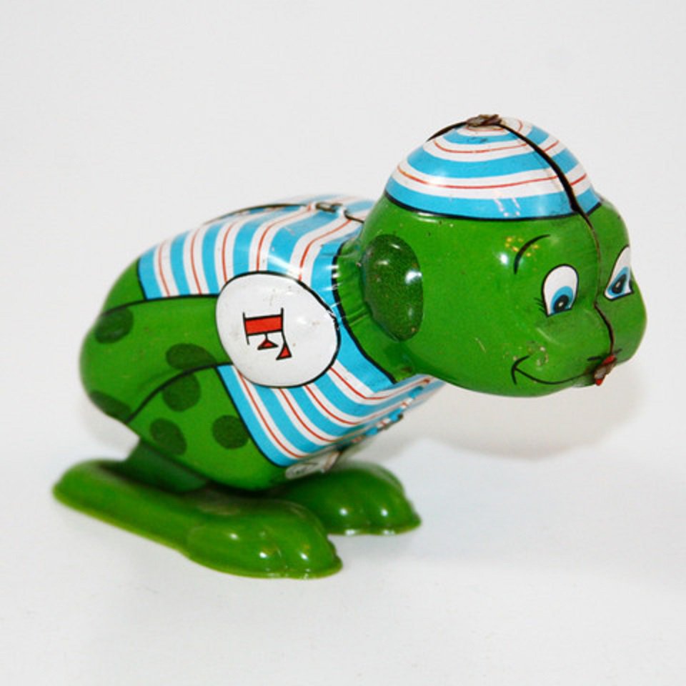 Vintage 1960's Tin Wind Up Hopping Frog, Yone Toy~Japan