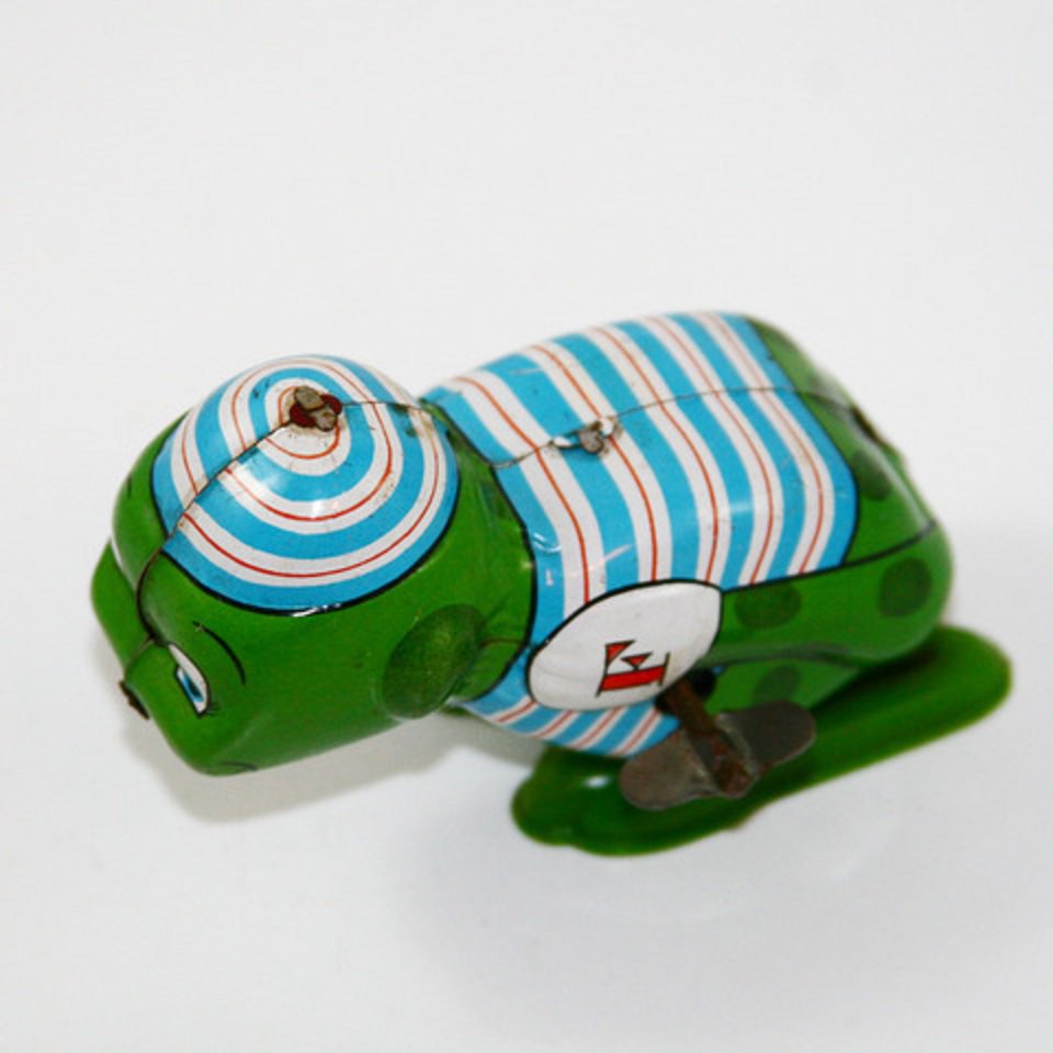 Vintage 1960's Tin Wind Up Hopping Frog, Yone Toy~Japan