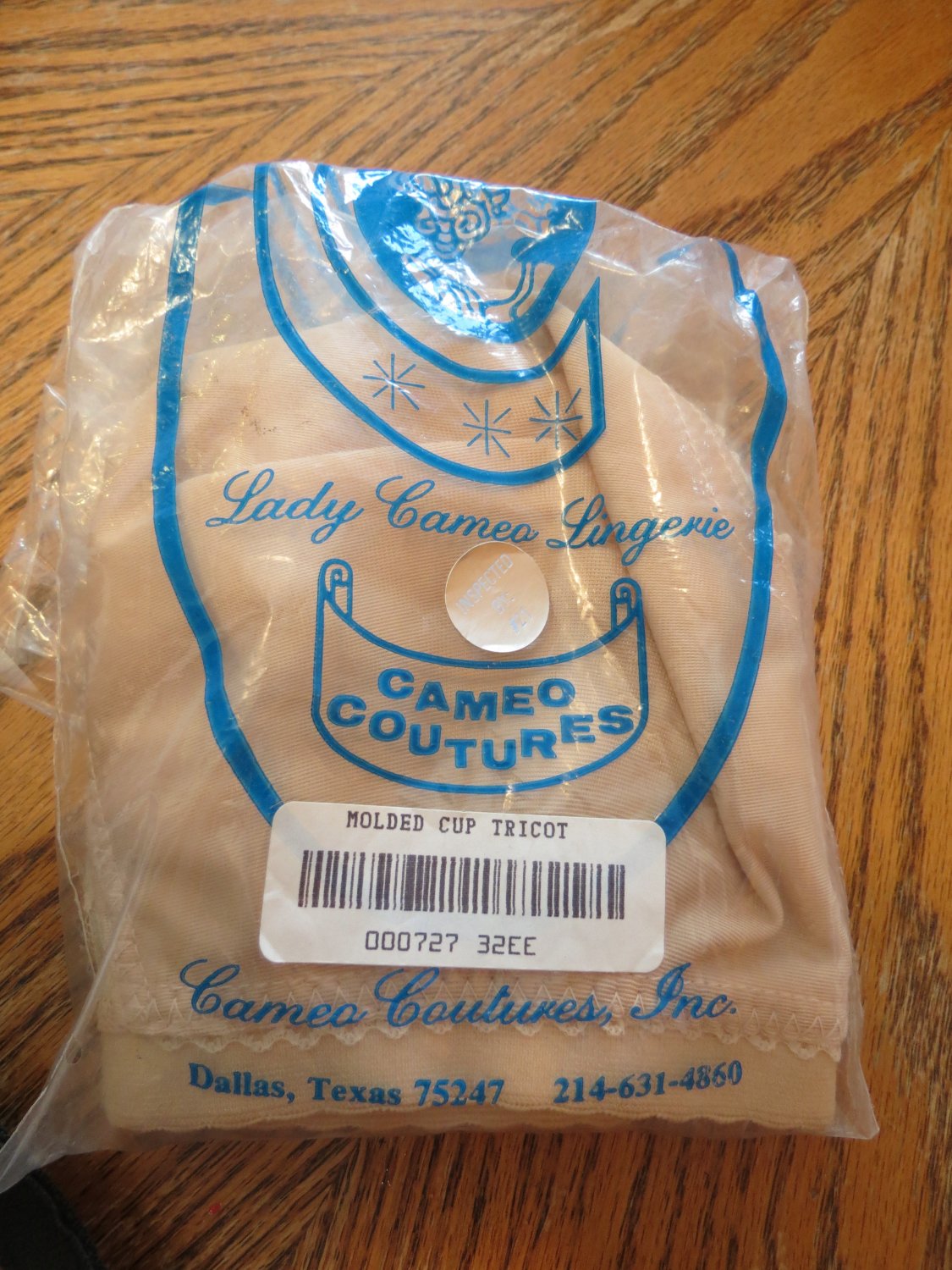 Lady Cameo Couture Custom Fit Bra- Style #727 Molded Cup Tricot- Size 32EE