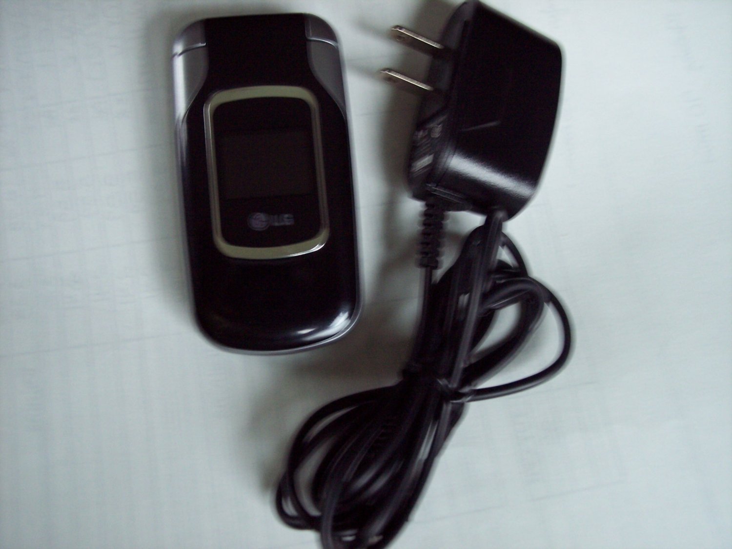 Used LG 220C - Black (TracFone) Cellular Phone Flip Phone Prepaid