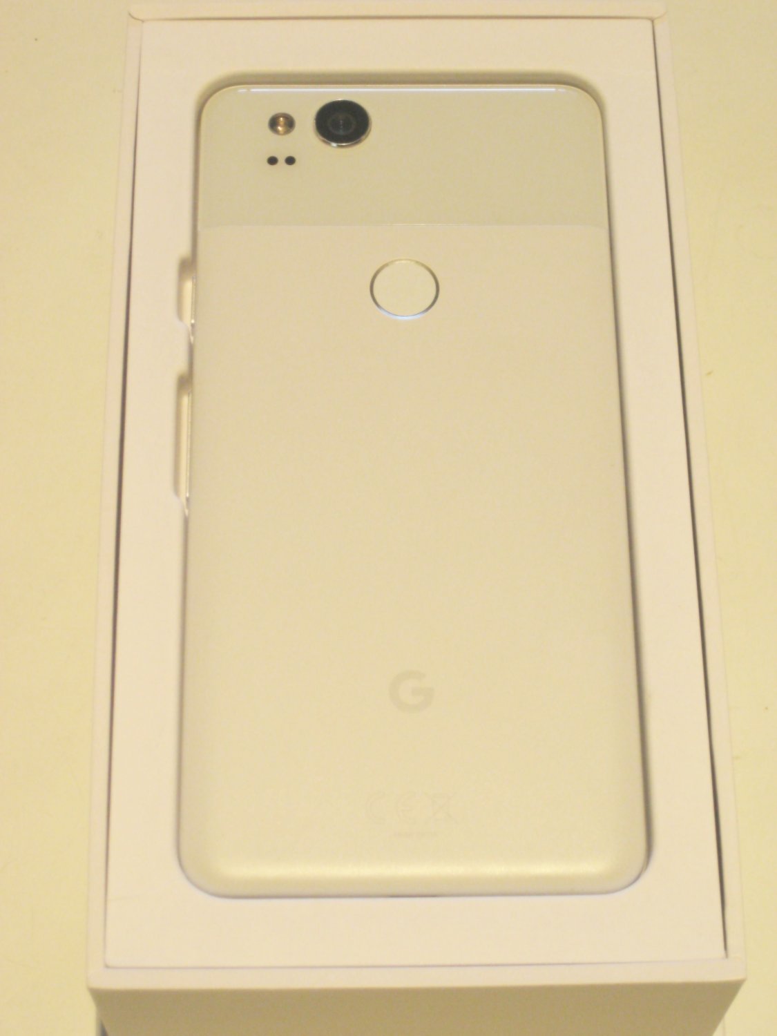 9/10 Clearly White Unlocked Google Edition Pixel 2 64GB Deal!!