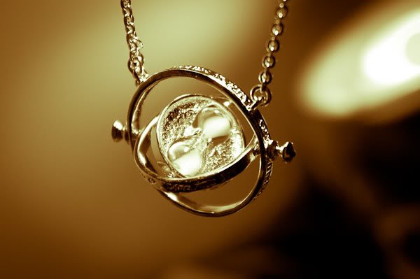 Hermione's Time Turner Sand timer Rotating Pendant Necklace Chain Harry ...