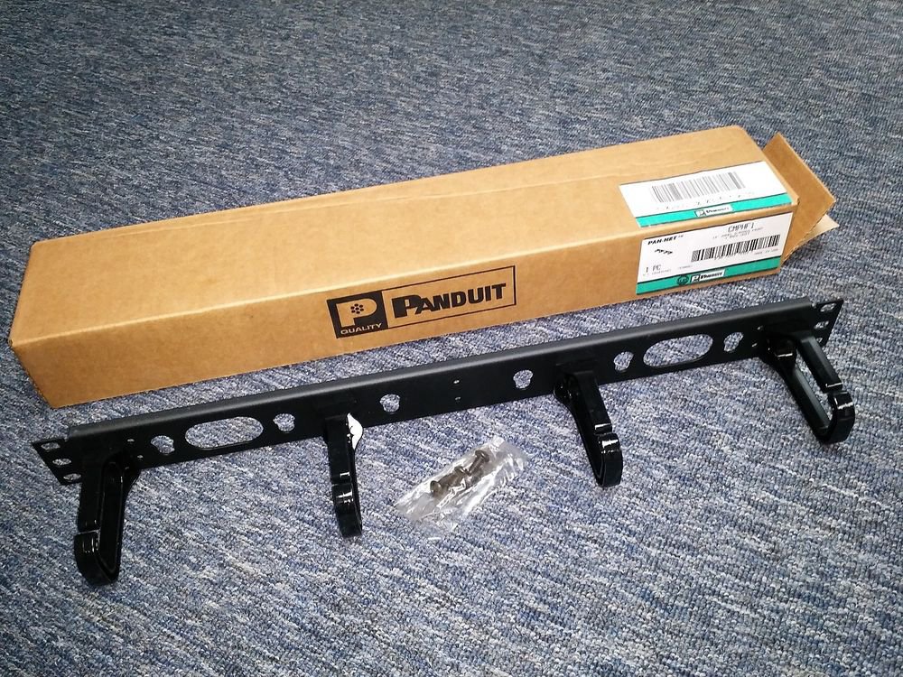 PANDUIT 19 Inches Panel D-Rings Front 1 Rack Unit CMPHF1 (Made in USA ...