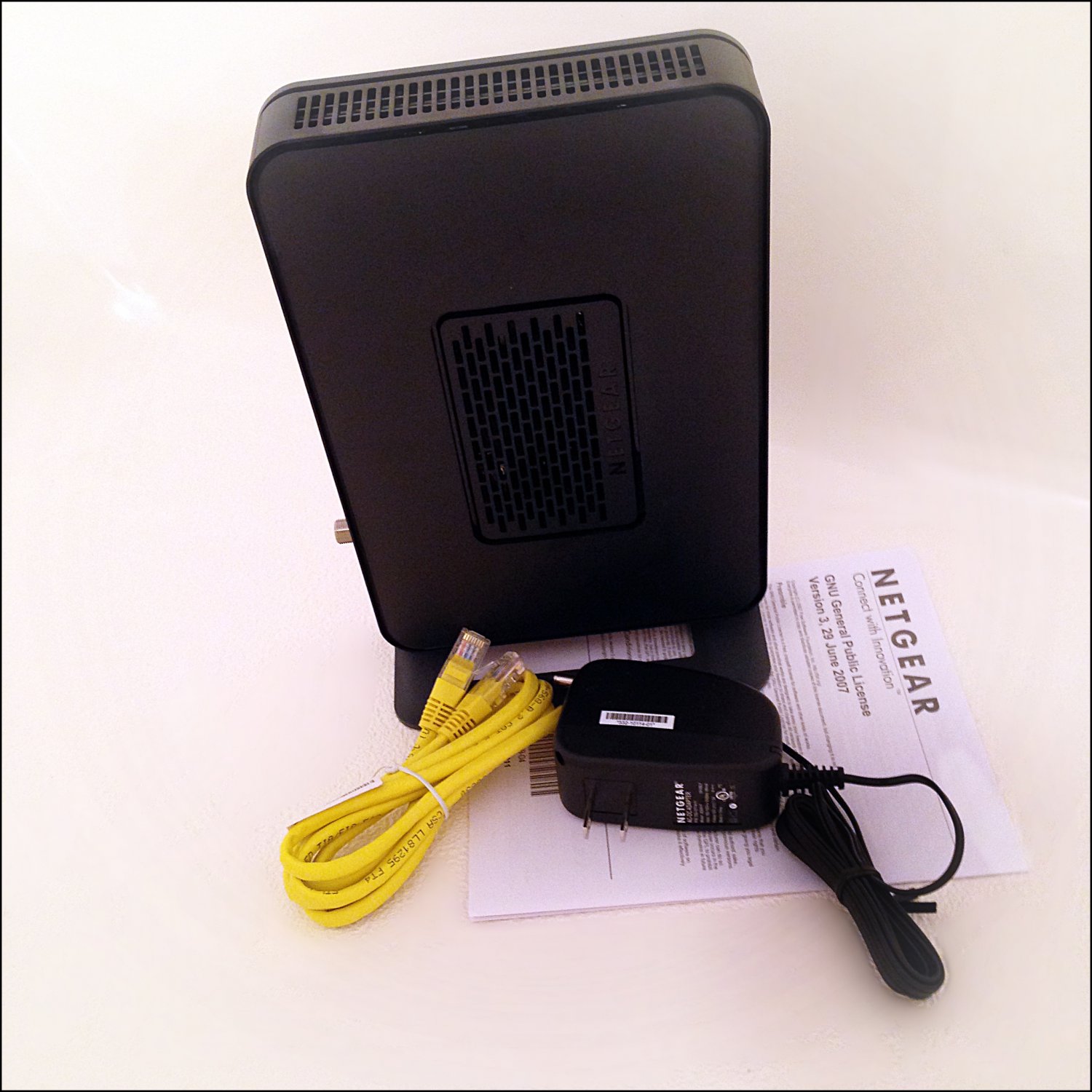 NETGEAR Netgear Cg3000d Cable Modem/Docsis 3.0 400 Mbps 4-Port 10/100 ...