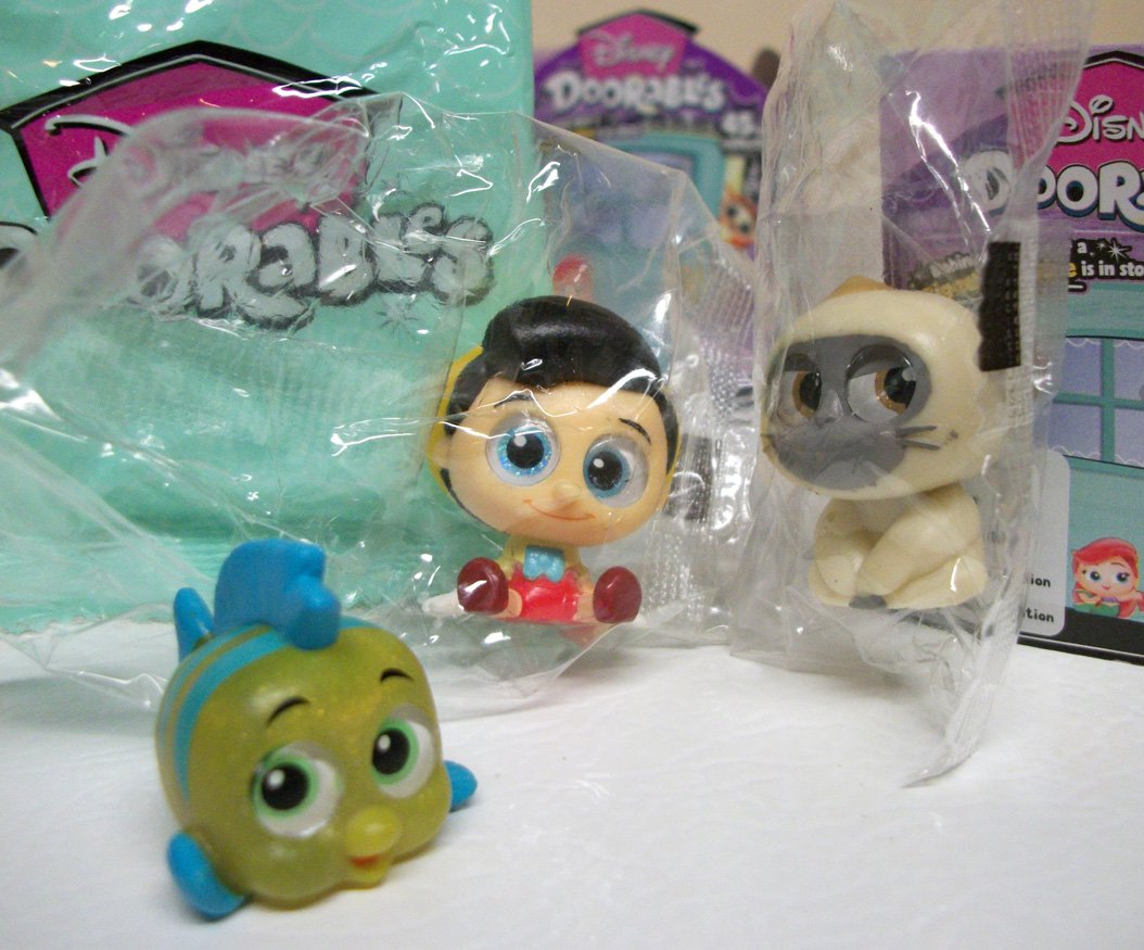 Disney Doorables LE Pinocchio Pan Flounder NEW SEALED Series 6 mini ...