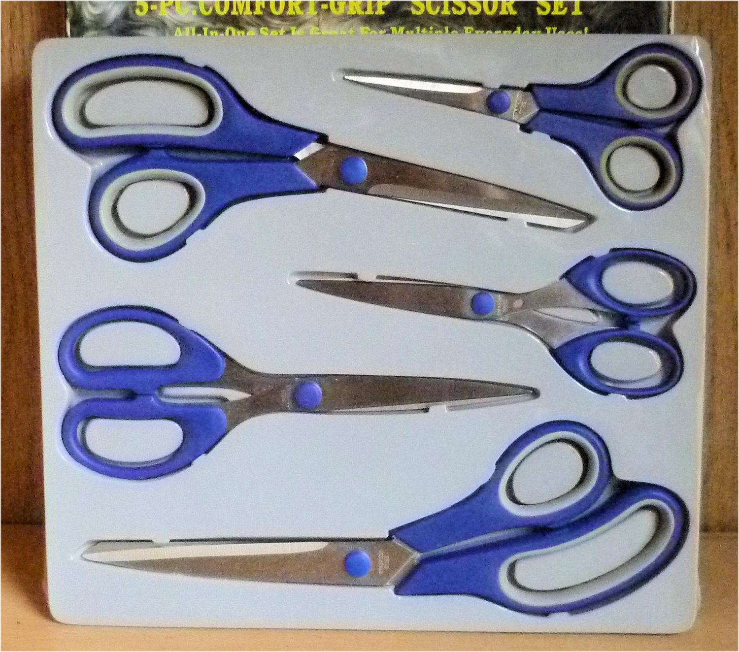 Comfort Grip 5 PC Scissor Set 5.5" to 9.75" Blue New in Box