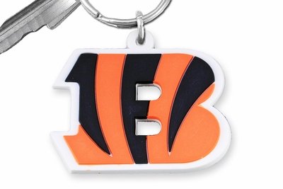 SWW21035KC - CINCINNATI BENGALS "B" MASCOT LOGO LARGE RUBBER KEY CHAIN