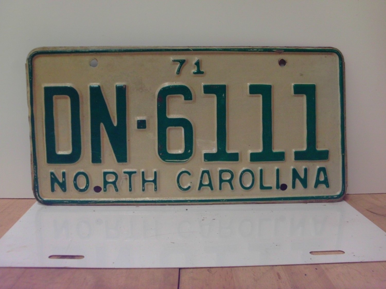 1971 North Carolina YOM License Plate Tag NC DN-6111 EX NCY1